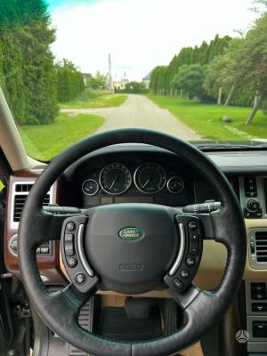 Zaļš Land Rover Range Rover 2006 Viļņa, ar dzinēja tilpumu 2.93 L un nobraukumu 390 tūkst. km par 5500 €, foto 19 vietnē AUTOMOTO.COM.LV