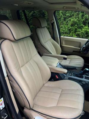 Zaļš Land Rover Range Rover 2006 Viļņa, ar dzinēja tilpumu 2.93 L un nobraukumu 390 tūkst. km par 5500 €, foto 32 vietnē AUTOMOTO.COM.LV