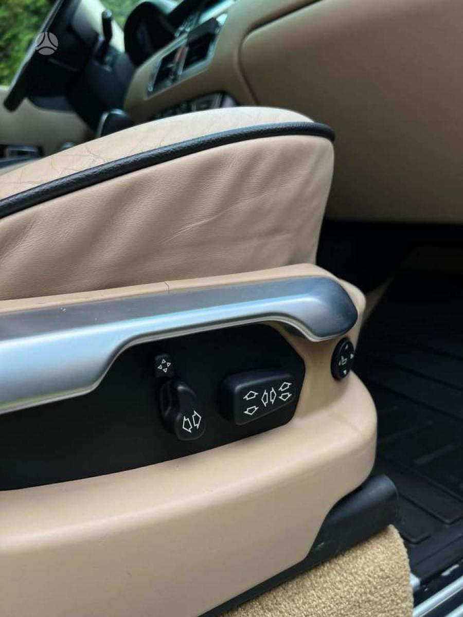 Zaļš Land Rover Range Rover 2006 Viļņa, ar dzinēja tilpumu 2.93 L un nobraukumu 390 tūkst. km par 5500 €, foto 34 vietnē AUTOMOTO.COM.LV