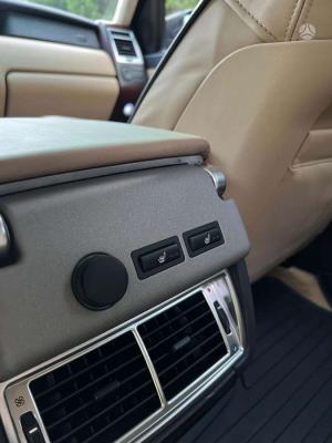 Zaļš Land Rover Range Rover 2006 Viļņa, ar dzinēja tilpumu 2.93 L un nobraukumu 390 tūkst. km par 5500 €, foto 45 vietnē AUTOMOTO.COM.LV