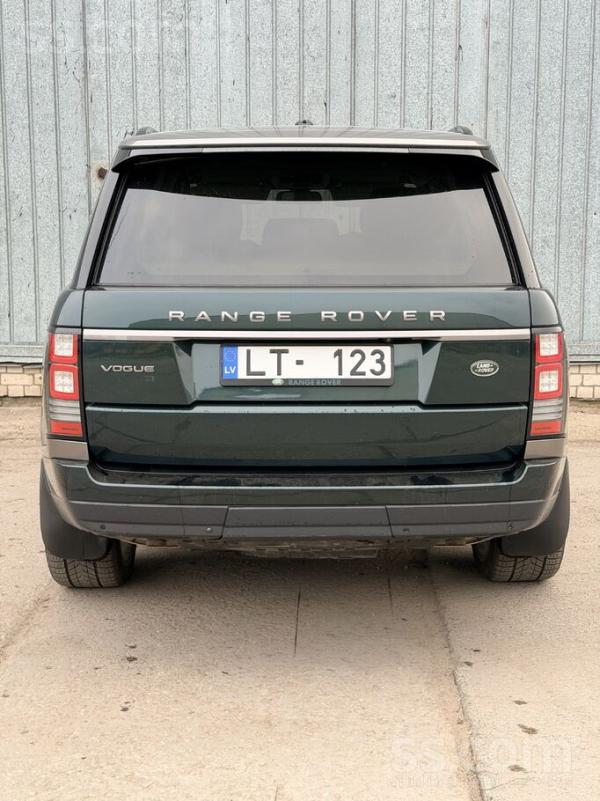 Zaļš Land Rover Range Rover 2013 Rīga, ar dzinēja tilpumu 4.40 L un nobraukumu 275 tūkst. km par 21500 €, foto 7 vietnē AUTOMOTO.COM.LV