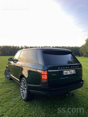 Green Land Rover Range Rover 2014 in Riga, with an engine capacity of 4.40 L and mileage of 220 thousand km for 22000 €, photo 4 on AUTOMOTO.COM.LV