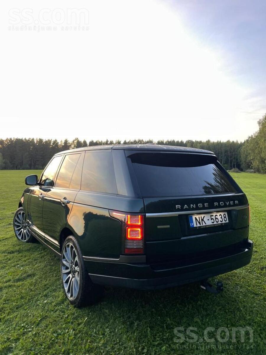 Green Land Rover Range Rover 2014 in Riga, with an engine capacity of 4.40 L and mileage of 220 thousand km for 22000 €, photo 4 on AUTOMOTO.COM.LV