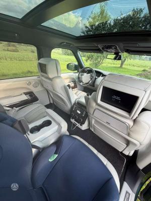 Zaļš Land Rover Range Rover 2015 Panevēža, ar dzinēja tilpumu 5.00 L un nobraukumu 215 tūkst. km par 26000 €, foto 11 vietnē AUTOMOTO.COM.LV