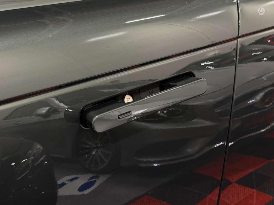 Zaļš Land Rover Range Rover 2023 Viļņa, ar dzinēja tilpumu 4.40 L un nobraukumu 47 tūkst. km par 166990 €, foto 11 vietnē AUTOMOTO.COM.LV