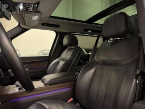 Zaļš Land Rover Range Rover 2023 Viļņa, ar dzinēja tilpumu 4.40 L un nobraukumu 47 tūkst. km par 166990 €, foto 17 vietnē AUTOMOTO.COM.LV