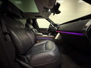 Zaļš Land Rover Range Rover 2023 Viļņa, ar dzinēja tilpumu 4.40 L un nobraukumu 47 tūkst. km par 166990 €, foto 18 vietnē AUTOMOTO.COM.LV
