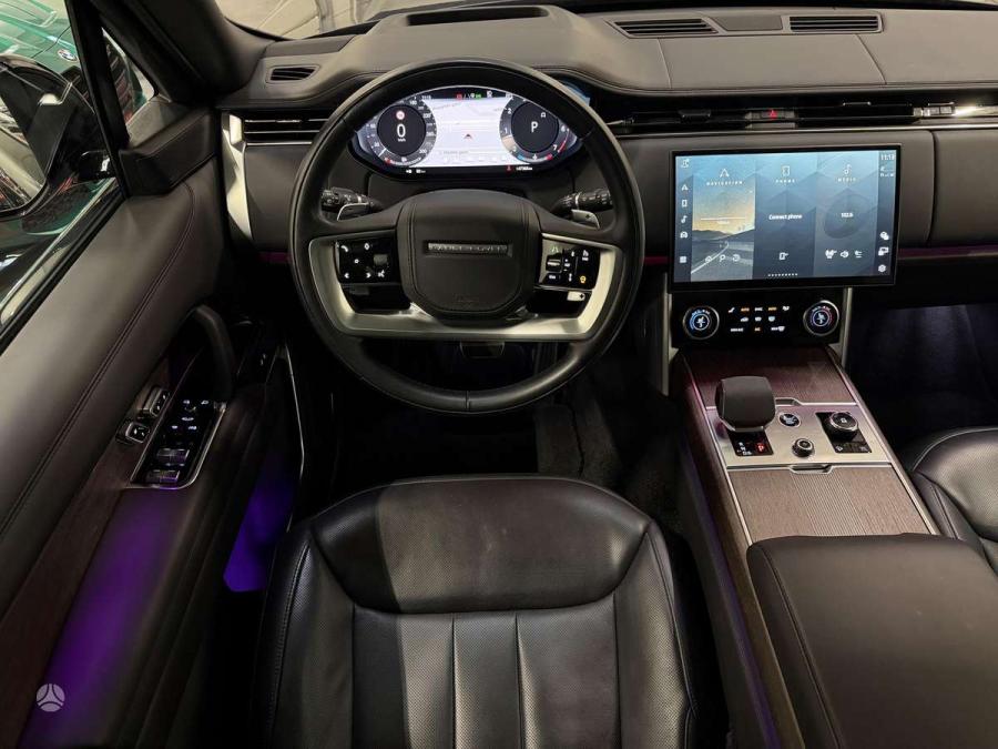 Zaļš Land Rover Range Rover 2023 Viļņa, ar dzinēja tilpumu 4.40 L un nobraukumu 47 tūkst. km par 166990 €, foto 21 vietnē AUTOMOTO.COM.LV