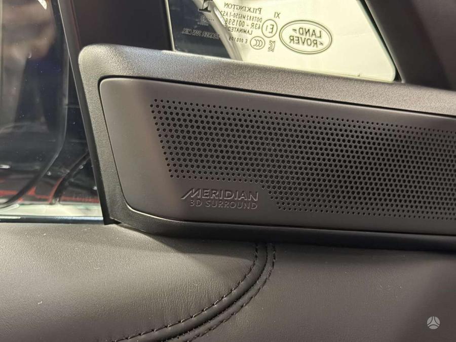 Zaļš Land Rover Range Rover 2023 Viļņa, ar dzinēja tilpumu 4.40 L un nobraukumu 47 tūkst. km par 166990 €, foto 28 vietnē AUTOMOTO.COM.LV