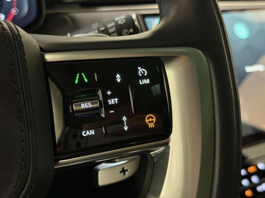Zaļš Land Rover Range Rover 2023 Viļņa, ar dzinēja tilpumu 4.40 L un nobraukumu 47 tūkst. km par 166990 €, foto 29 vietnē AUTOMOTO.COM.LV
