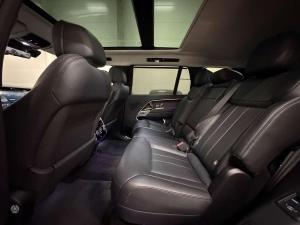 Zaļš Land Rover Range Rover 2023 Viļņa, ar dzinēja tilpumu 4.40 L un nobraukumu 47 tūkst. km par 166990 €, foto 34 vietnē AUTOMOTO.COM.LV