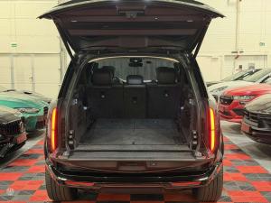 Zaļš Land Rover Range Rover 2023 Viļņa, ar dzinēja tilpumu 4.40 L un nobraukumu 47 tūkst. km par 166990 €, foto 40 vietnē AUTOMOTO.COM.LV