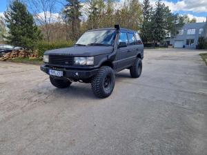 Pelēks Land Rover Range Rover 1998 Panevēža, ar dzinēja tilpumu 2.50 L un nobraukumu 300 tūkst. km par 3600 €, foto 9 vietnē AUTOMOTO.COM.LV