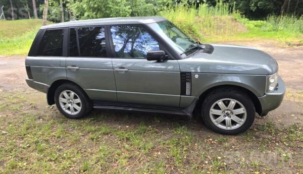 Pelēks Land Rover Range Rover 2002 Rīga, ar dzinēja tilpumu 3.00 L un nobraukumu 281 tūkst. km par 5990 €, foto 2 vietnē AUTOMOTO.COM.LV