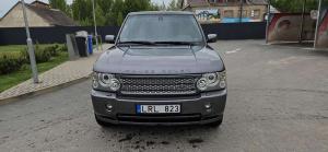 Pelēks Land Rover Range Rover 2006 Viļņa, ar dzinēja tilpumu 4.40 L un nobraukumu 295 tūkst. km par 7400 €, foto 2 vietnē AUTOMOTO.COM.LV