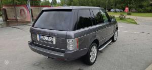 Pelēks Land Rover Range Rover 2006 Viļņa, ar dzinēja tilpumu 4.40 L un nobraukumu 295 tūkst. km par 7400 €, foto 7 vietnē AUTOMOTO.COM.LV