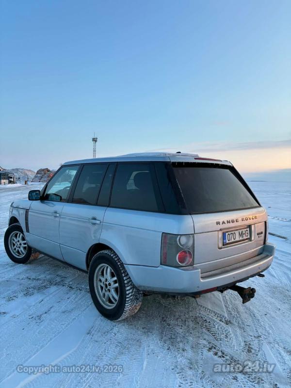 Pelēks Land Rover Range Rover 2006 Tallina, ar dzinēja tilpumu 3.00 L un nobraukumu 453 tūkst. km par 7000 €, foto 3 vietnē AUTOMOTO.COM.LV