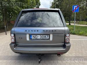 Pelēks Land Rover Range Rover 2006 Rīga, ar dzinēja tilpumu 3.60 L un nobraukumu 335 tūkst. km par 3950 €, foto 4 vietnē AUTOMOTO.COM.LV