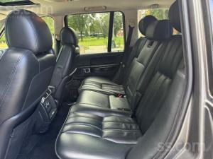 Pelēks Land Rover Range Rover 2006 Rīga, ar dzinēja tilpumu 3.60 L un nobraukumu 335 tūkst. km par 3950 €, foto 14 vietnē AUTOMOTO.COM.LV