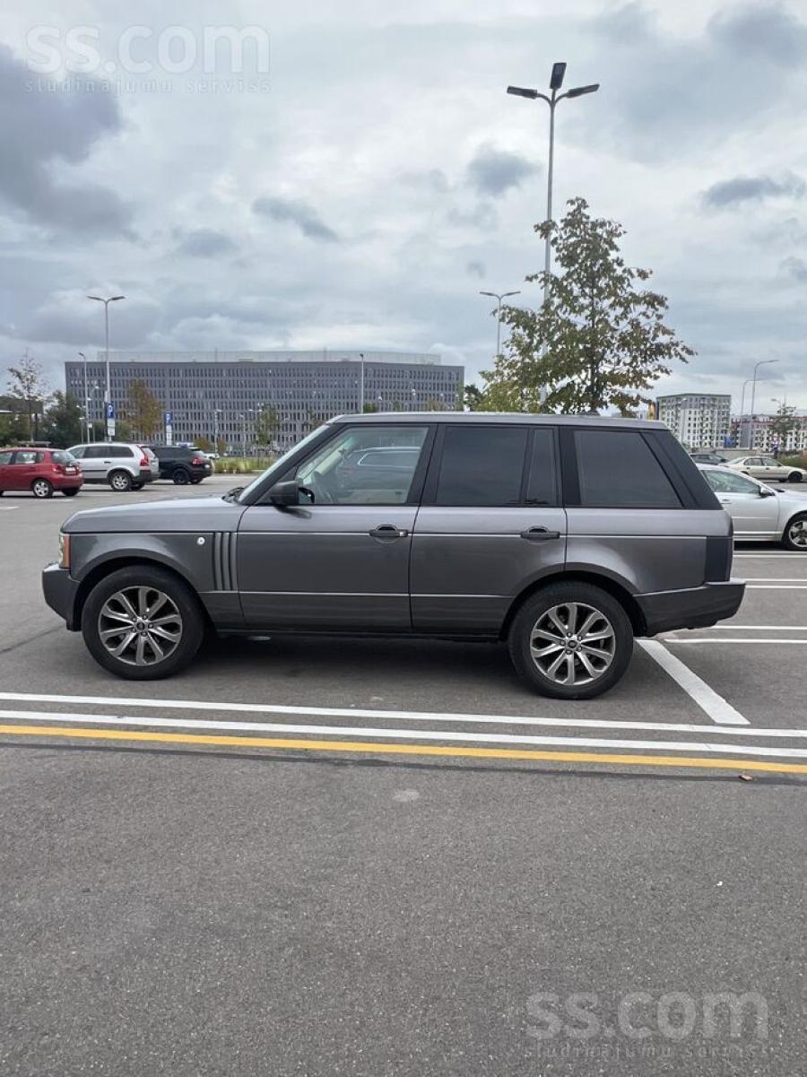 Pelēks Land Rover Range Rover 2006 Rīga, ar dzinēja tilpumu 2.90 L un nobraukumu 223 tūkst. km par 7500 €, foto 4 vietnē AUTOMOTO.COM.LV