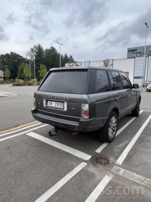 Pelēks Land Rover Range Rover 2006 Rīga, ar dzinēja tilpumu 2.90 L un nobraukumu 223 tūkst. km par 7500 €, foto 5 vietnē AUTOMOTO.COM.LV