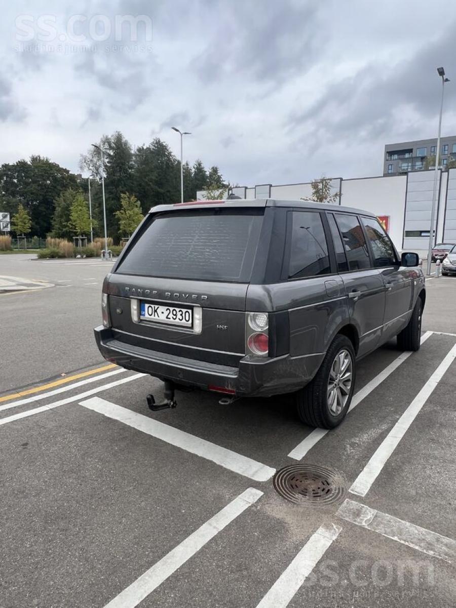 Pelēks Land Rover Range Rover 2006 Rīga, ar dzinēja tilpumu 2.90 L un nobraukumu 223 tūkst. km par 7500 €, foto 5 vietnē AUTOMOTO.COM.LV