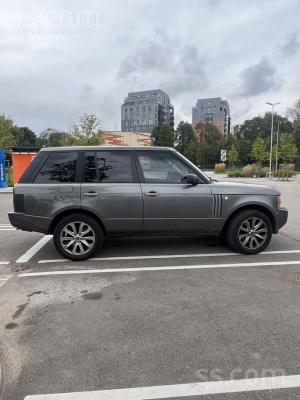 Pelēks Land Rover Range Rover 2006 Rīga, ar dzinēja tilpumu 2.90 L un nobraukumu 223 tūkst. km par 7500 €, foto 6 vietnē AUTOMOTO.COM.LV