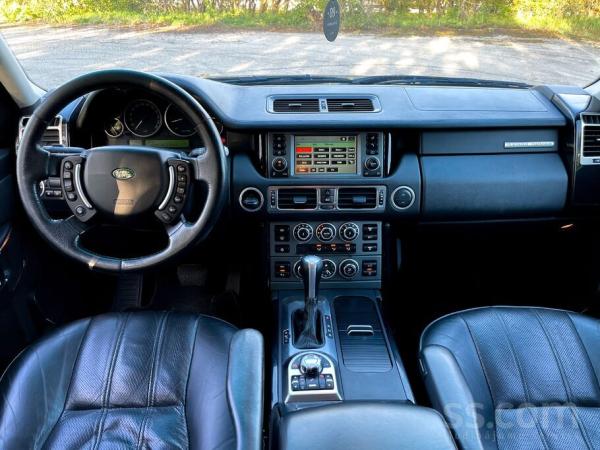 Pelēks Land Rover Range Rover 2006 Ogre, ar dzinēja tilpumu 3.60 L un nobraukumu 336 tūkst. km par 6390 €, foto 10 vietnē AUTOMOTO.COM.LV