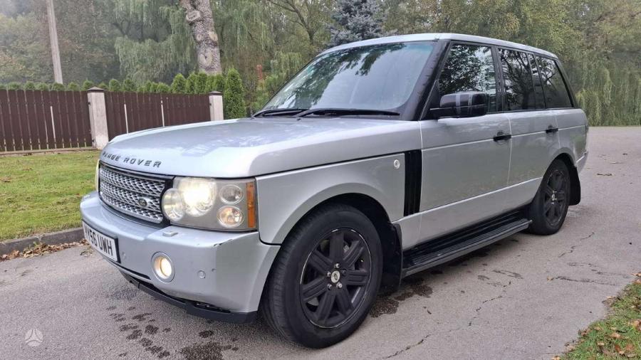 Grey Land Rover Range Rover 2007 in Siauliai, with an engine capacity of 3.63 L and mileage of 200 thousand km for 2699 €, photo 1 on AUTOMOTO.COM.LV