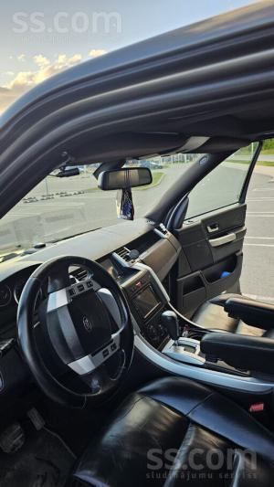 Pelēks Land Rover Range Rover 2007 Rīga, ar dzinēja tilpumu 3.60 L un nobraukumu 365 tūkst. km par 5350 €, foto 5 vietnē AUTOMOTO.COM.LV