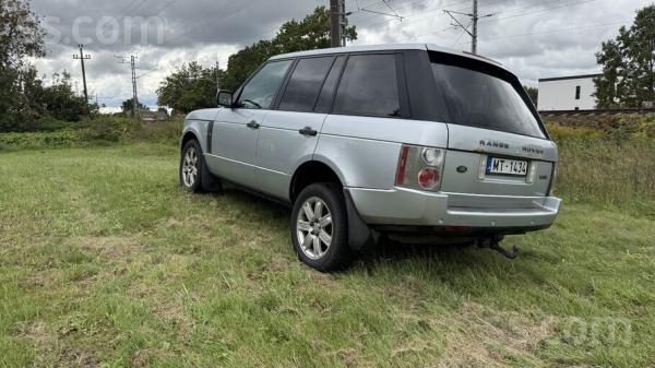 Pelēks Land Rover Range Rover 2007 Rīga, ar dzinēja tilpumu 3.60 L un nobraukumu 268 tūkst. km par 4500 €, foto 4 vietnē AUTOMOTO.COM.LV