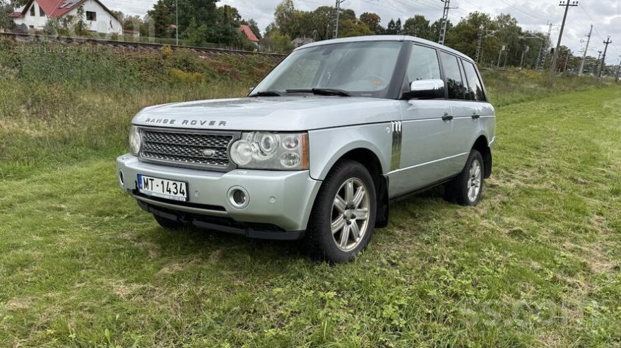Pelēks Land Rover Range Rover 2007 Rīga, ar dzinēja tilpumu 3.60 L un nobraukumu 268 tūkst. km par 4500 €, foto 5 vietnē AUTOMOTO.COM.LV