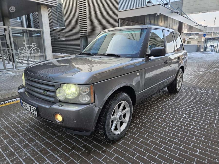 Pelēks Land Rover Range Rover 2008 Viļņa, ar dzinēja tilpumu 3.63 L un nobraukumu 360 tūkst. km par 5100 €, foto 1 vietnē AUTOMOTO.COM.LV