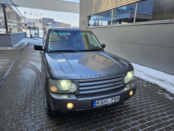 Grey Land Rover Range Rover 2008 in Vilnius, with an engine capacity of 3.63 L and mileage of 360 thousand km for 5000 €, photo 5 on AUTOMOTO.COM.LV