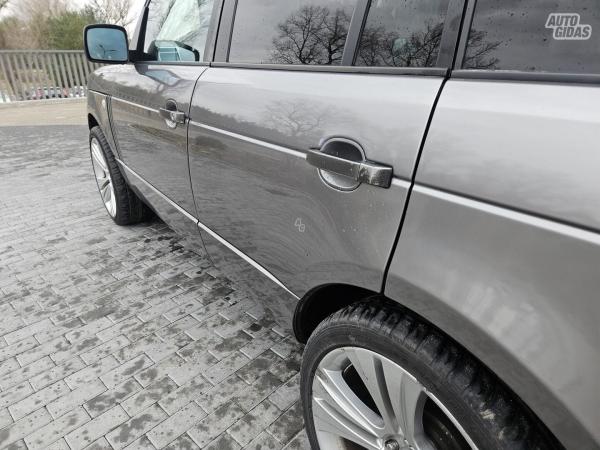 Grey Land Rover Range Rover 2008 in Vilnius, with an engine capacity of 3.60 L and mileage of 360 thousand km for 5550 €, photo 10 on AUTOMOTO.COM.LV