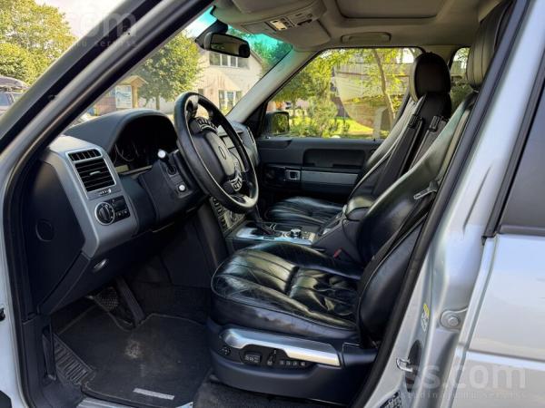 Pelēks Land Rover Range Rover 2008 Rīga, ar dzinēja tilpumu 3.60 L un nobraukumu 304 tūkst. km par 5990 €, foto 6 vietnē AUTOMOTO.COM.LV