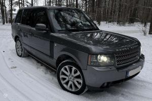 Pelēks Land Rover Range Rover 2010 Kauņa, ar dzinēja tilpumu 3.63 L un nobraukumu 310 tūkst. km par 11800 €, foto 2 vietnē AUTOMOTO.COM.LV