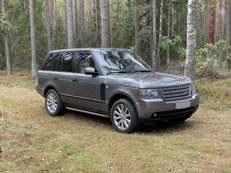 Pelēks Land Rover Range Rover 2010 Kauņa, ar dzinēja tilpumu 3.63 L un nobraukumu 310 tūkst. km par 11800 €, foto 6 vietnē AUTOMOTO.COM.LV