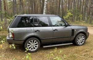 Pelēks Land Rover Range Rover 2010 Kauņa, ar dzinēja tilpumu 3.63 L un nobraukumu 310 tūkst. km par 11800 €, foto 15 vietnē AUTOMOTO.COM.LV