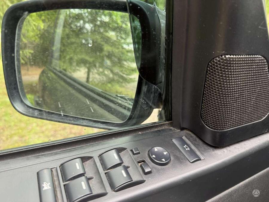 Pelēks Land Rover Range Rover 2010 Jonava, ar dzinēja tilpumu 3.60 L un nobraukumu 320 tūkst. km par 8650 €, foto 17 vietnē AUTOMOTO.COM.LV