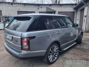 Grey Land Rover Range Rover 2013 in Riga, with an engine capacity of 3.00 L and mileage of 247 thousand km for 18800 €, photo 3 on AUTOMOTO.COM.LV