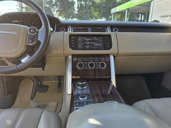 Grey Land Rover Range Rover 2013 in Kaunas, with an engine capacity of 4.37 L and mileage of 313 thousand km for 21500 €, photo 5 on AUTOMOTO.COM.LV