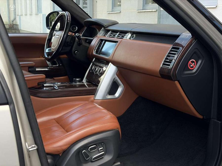 Grey Land Rover Range Rover 2013 in Vilnius, with an engine capacity of 4.37 L and mileage of 196 thousand km for 25900 €, photo 12 on AUTOMOTO.COM.LV