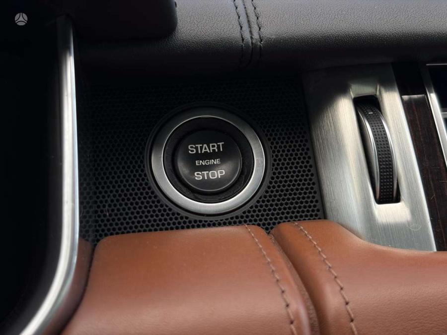 Grey Land Rover Range Rover 2013 in Vilnius, with an engine capacity of 4.37 L and mileage of 196 thousand km for 25900 €, photo 27 on AUTOMOTO.COM.LV