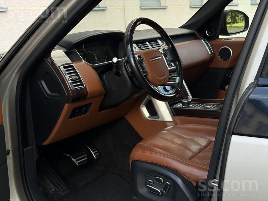 Pelēks Land Rover Range Rover 2013 Jelgava, ar dzinēja tilpumu 4.40 L un nobraukumu 196 tūkst. km par 27500 €, foto 15 vietnē AUTOMOTO.COM.LV