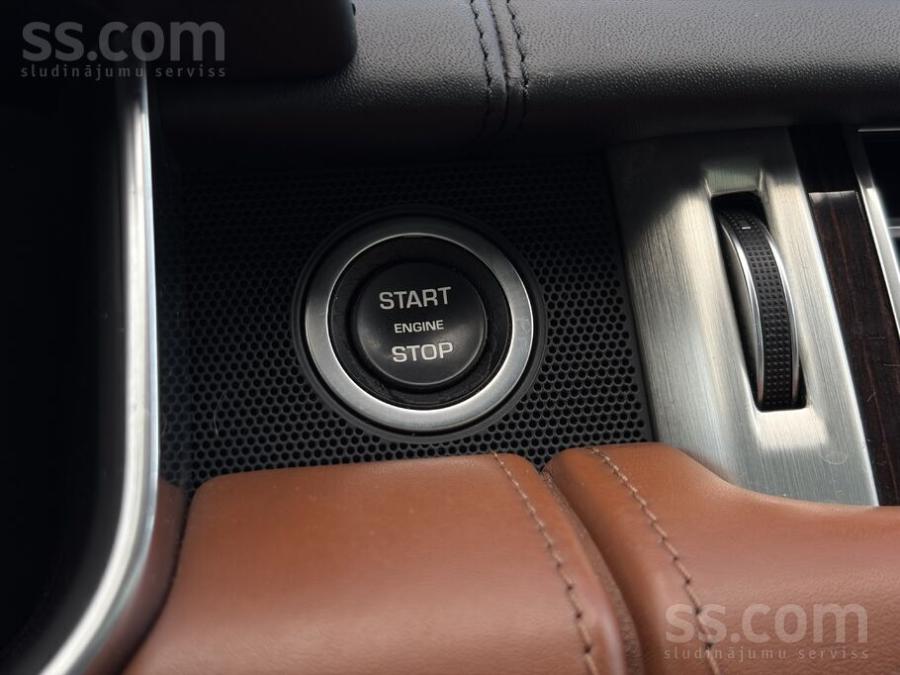 Pelēks Land Rover Range Rover 2013 Jelgava, ar dzinēja tilpumu 4.40 L un nobraukumu 196 tūkst. km par 27500 €, foto 30 vietnē AUTOMOTO.COM.LV