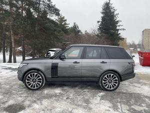 Grey Land Rover Range Rover 2014 in Kaunas, with an engine capacity of 2.99 L and mileage of 252 thousand km for 20500 €, photo 4 on AUTOMOTO.COM.LV