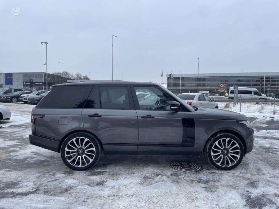 Grey Land Rover Range Rover 2014 in Kaunas, with an engine capacity of 2.99 L and mileage of 252 thousand km for 20500 €, photo 8 on AUTOMOTO.COM.LV