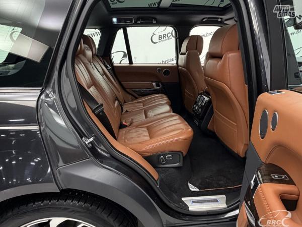Pelēks Land Rover Range Rover 2014 Avižieniai, ar dzinēja tilpumu 4.40 L un nobraukumu 137 tūkst. km par 27800 €, foto 10 vietnē AUTOMOTO.COM.LV