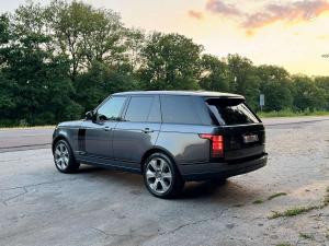 Grey Land Rover Range Rover 2014 in Alytus, with an engine capacity of 2.99 L and mileage of 206 thousand km for 24999 €, photo 4 on AUTOMOTO.COM.LV